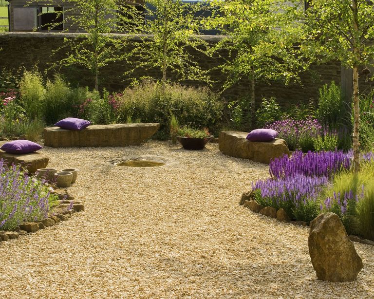 Landscaping with gravel: 14 ways to use it in your yard | Gardeningetc