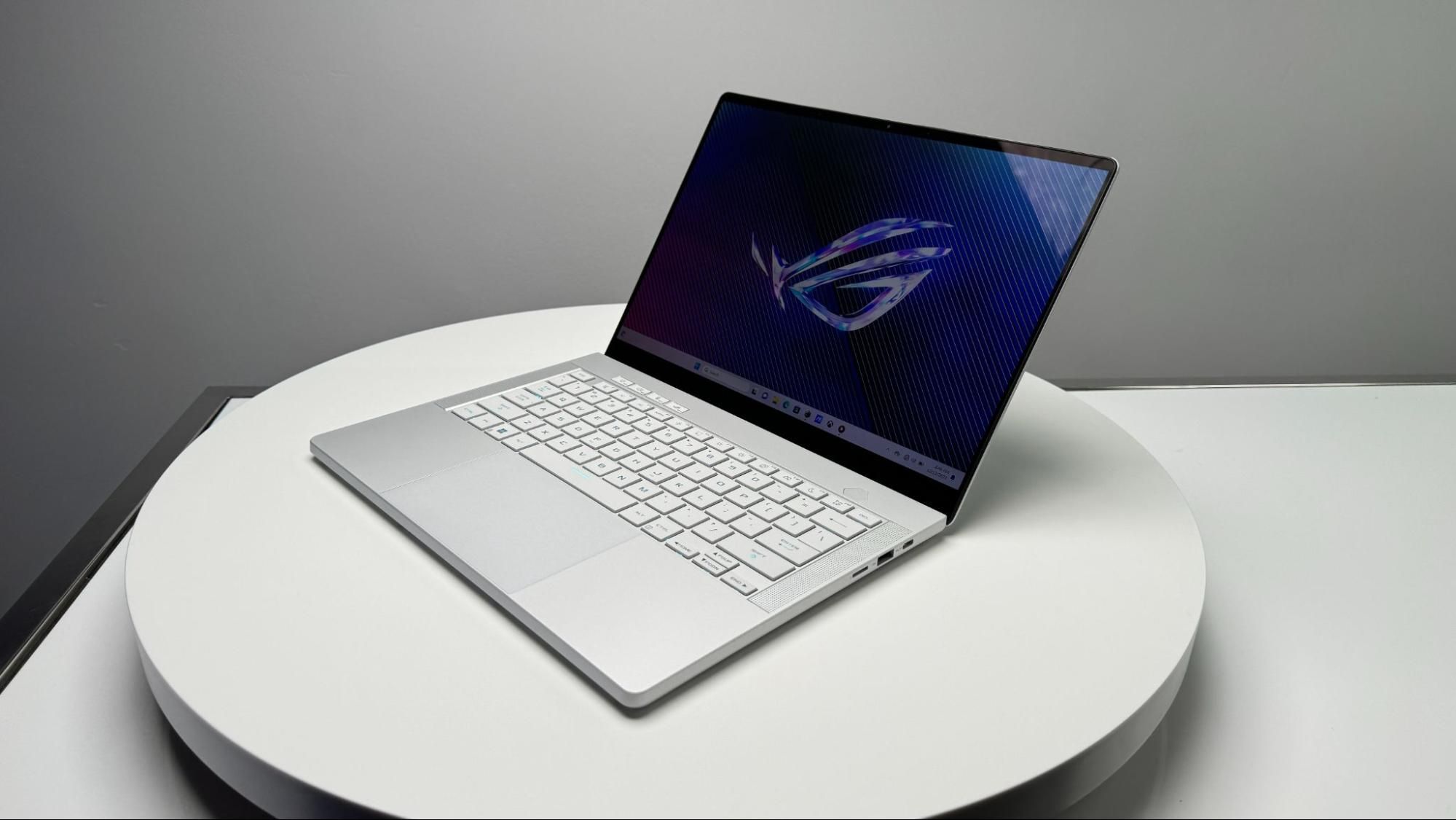 Asus ROG Zephyrus gets a sleek, slim new look with AMD Hawk Point and ...