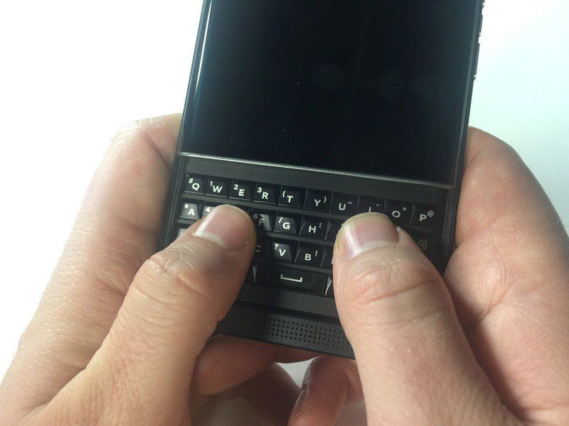 Don't laugh: 10 reasons why physical keyboards on phones still rock ...