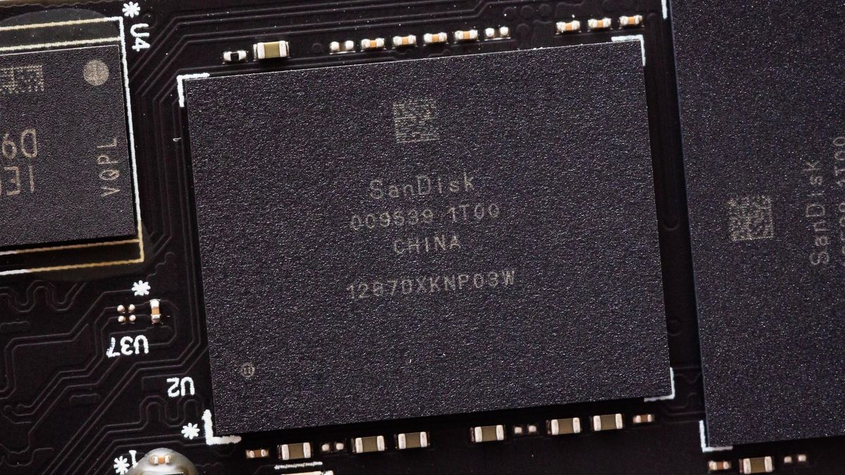 WD Red SN700 SSD Review: An Improved SN750 by Another Name | Tom's Hardware