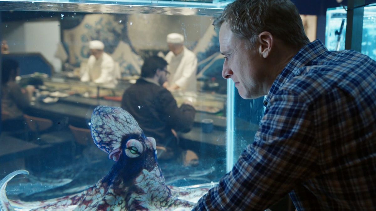 Get hyped for 'Resident Alien' Season 2 with this featurette and first ...