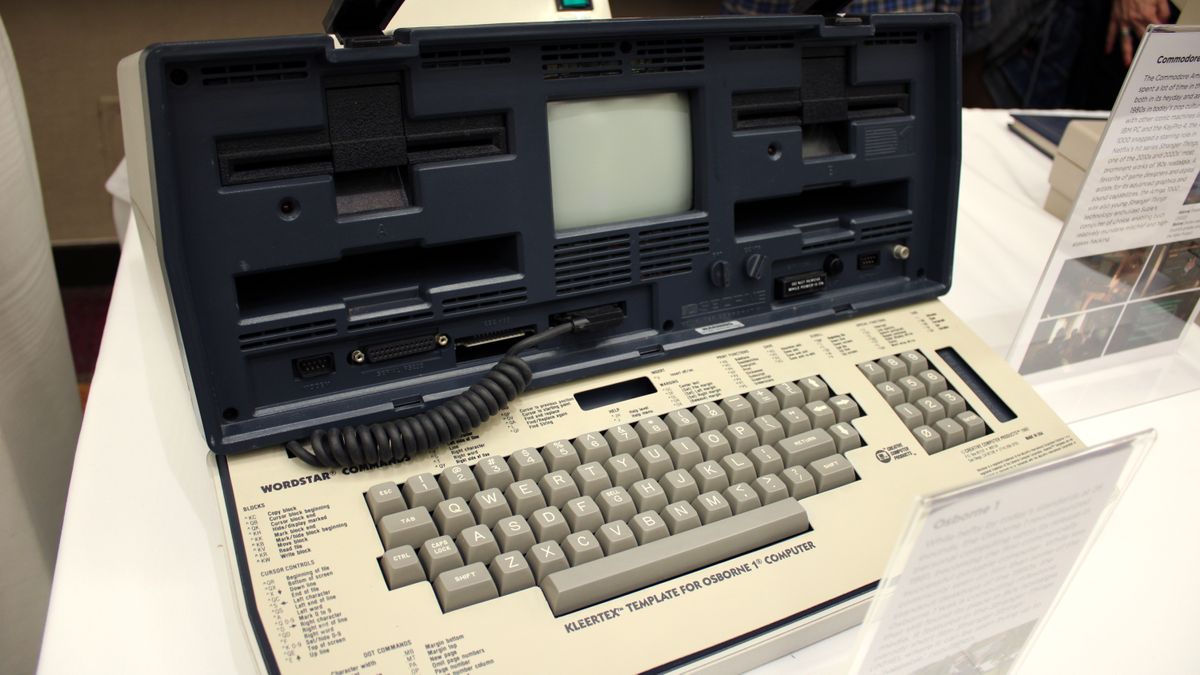 Photos show how 15 PCs shaped the way we think about laptops today ...