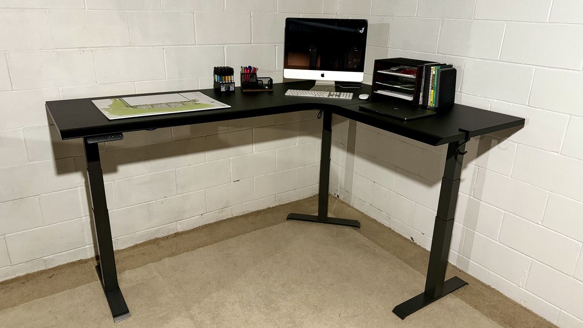 Vari L-shaped electric standing desk review | TechRadar