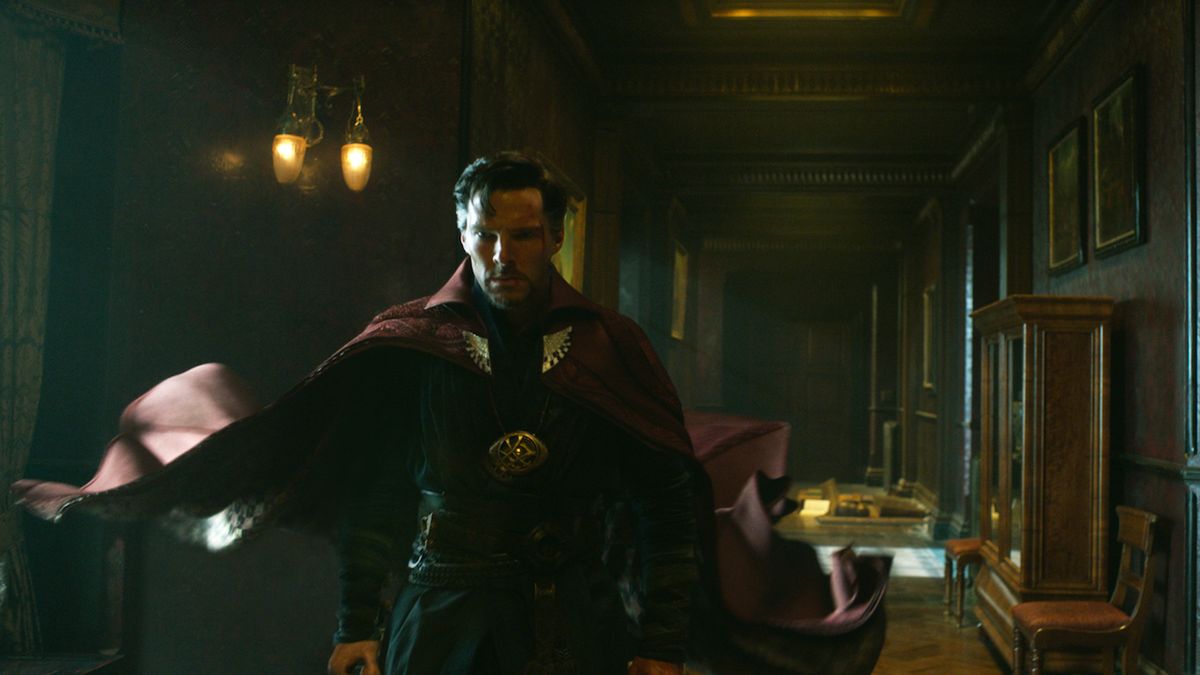 New Doctor Strange images tease more Inception-style city planning and ...