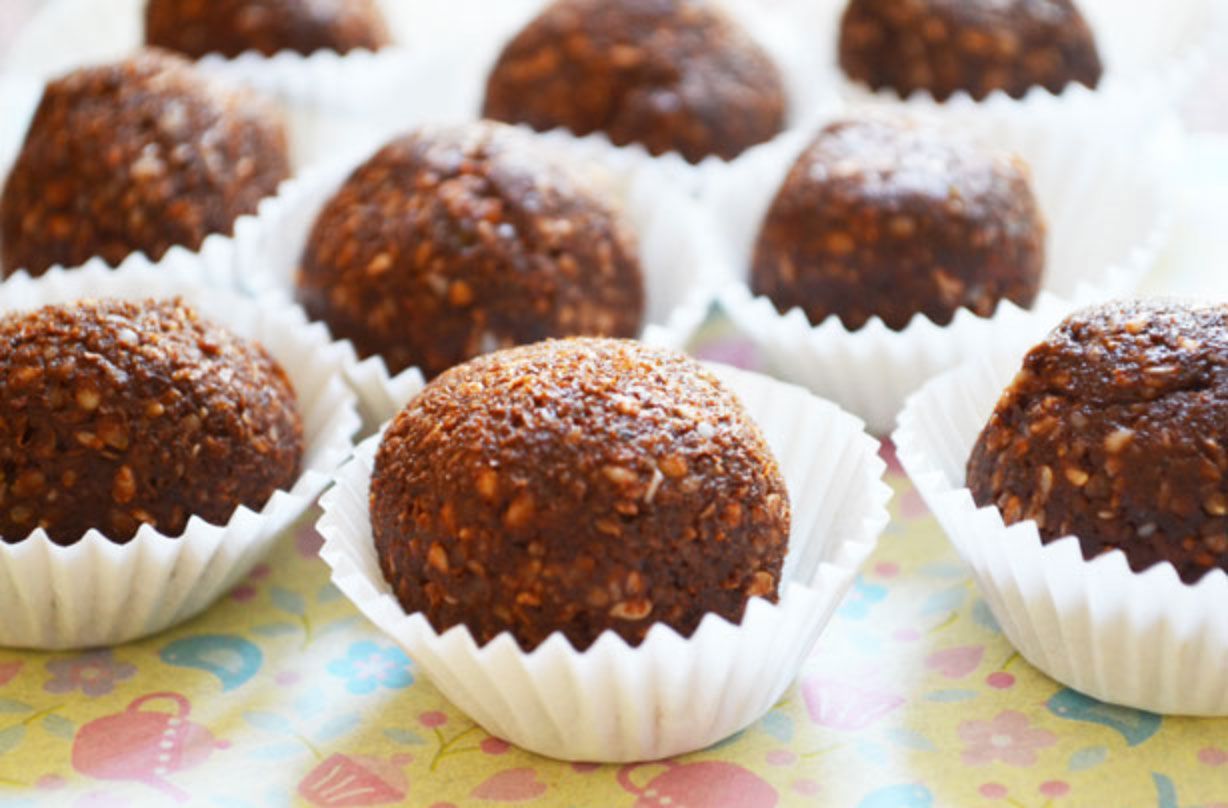 Raw brownie | Snack Recipes | GoodtoKnow