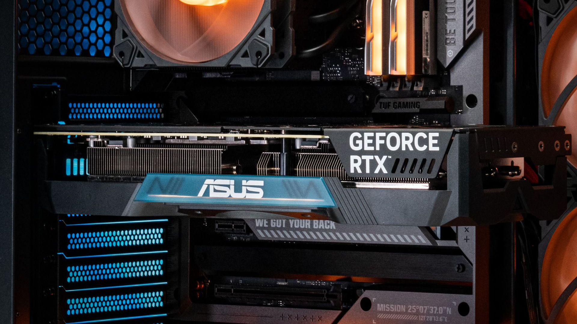 Asus Demos RTX 4070 GPU With No Power Connectors on BTF Motherboard | Tom's Hardware