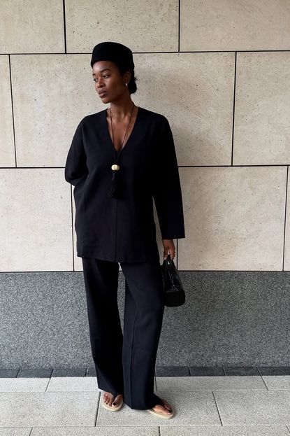10 Flip-Flop Outfits for Fall That Prove This Footwear Is Seasonless ...