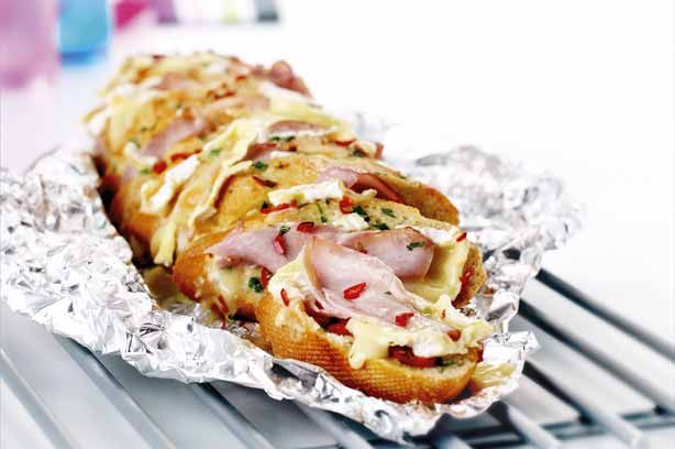 Cheese and chilli bread Recipes | GoodtoKnow