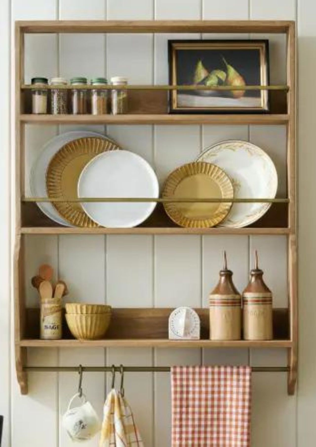 How to organize coffee mugs, according to pro organizers | Homes and ...