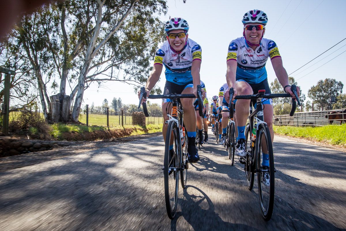 Gallery: BMW-Happy Tooth train in California | Cyclingnews
