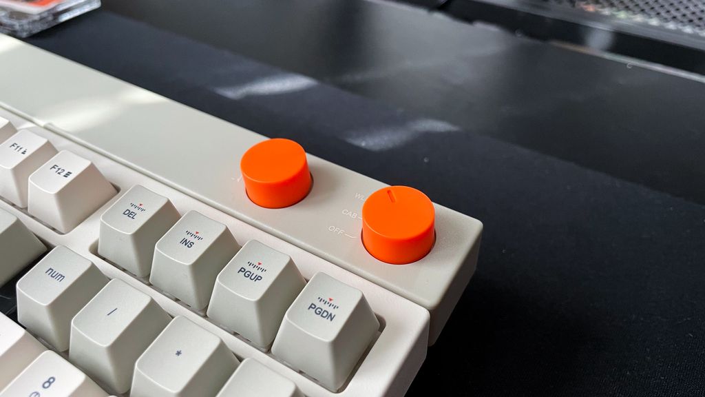 Lofree Block mechanical keyboard review: Type like it’s 1989 with this ...