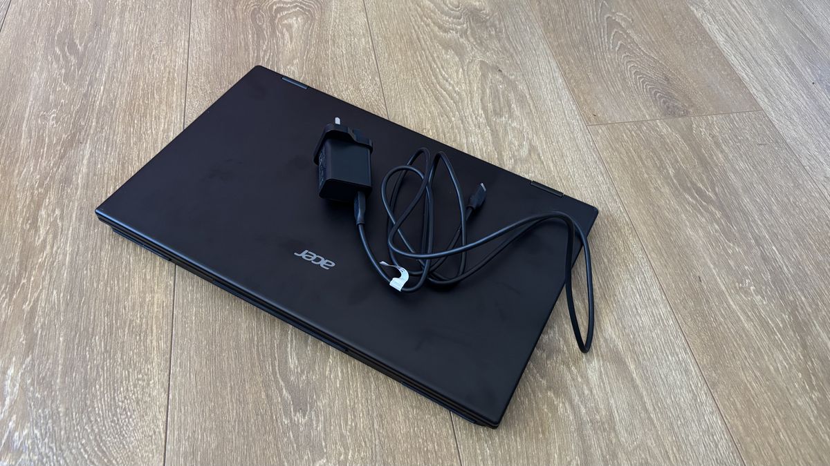 Acer PD3 Dual-Screen Portable Monitor review: heavy in your bag and on ...