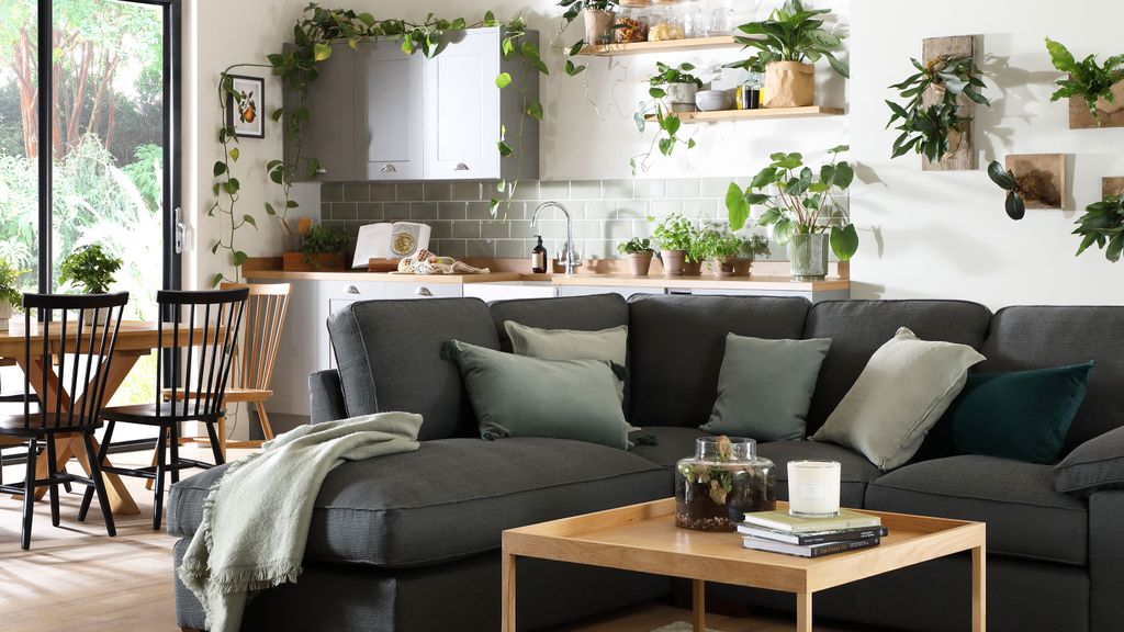 How to downsize your home: Ideas for scaling back in style | Homebuilding