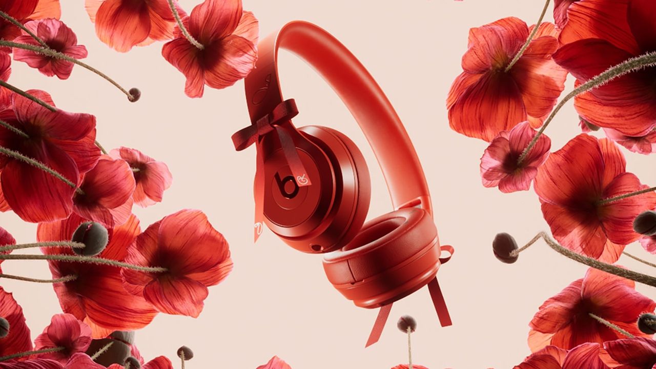 BLACKPINK star JENNIE’s Ruby Red Beats Solo 4 have detachable bows – available from today! | T3