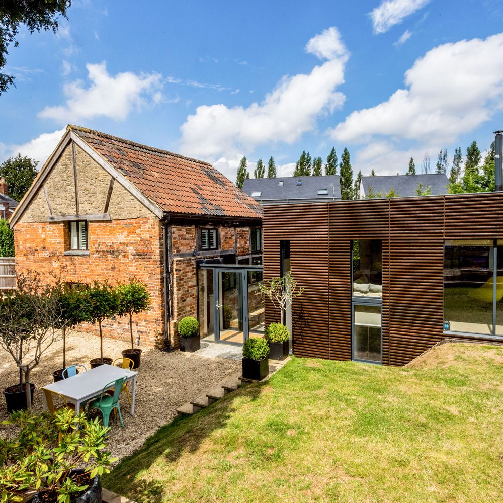 Is this family home in Gloucestershire the perfect modern barn ...
