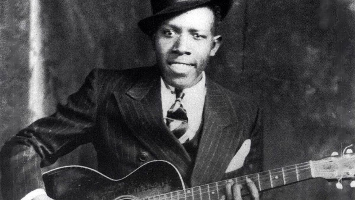 New photograph of blues guitar legend Robert Johnson discovered ...