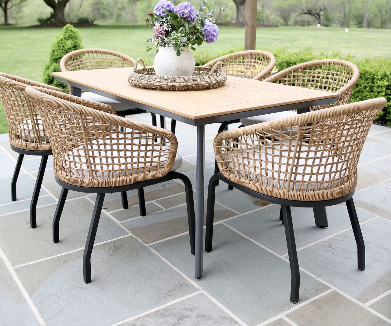 Patio flooring ideas: 10 smart looks for your paved space | Homes and ...