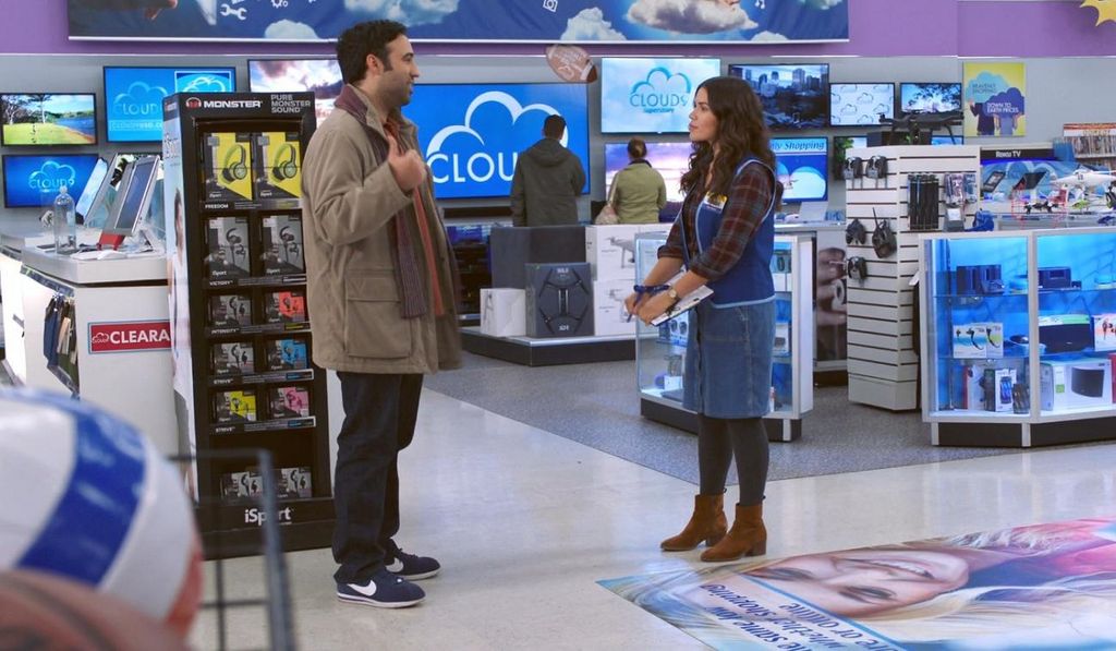 Superstore's Best Amy Episodes To Watch After America Ferrera's ...