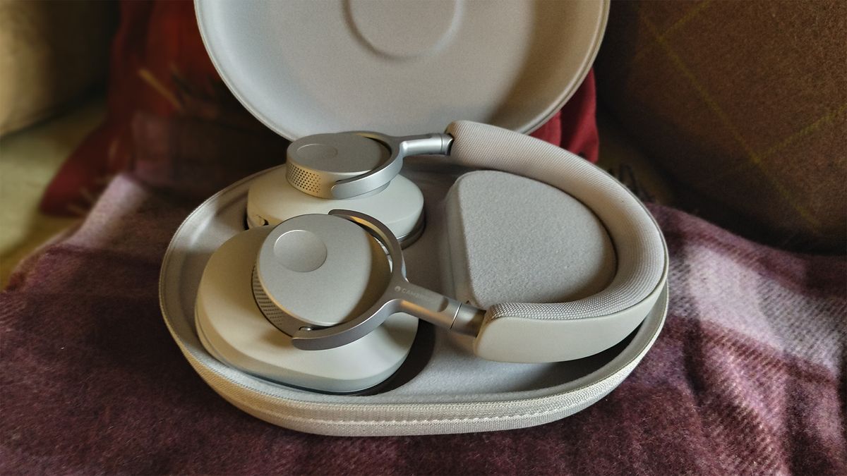 Cambridge Audio Melomania P100 review: outstanding battery life and ...