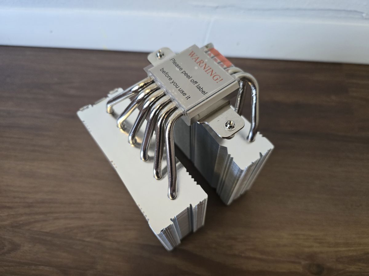 Thermalright Royal Knight 120 SE Review: Offset and affordable | Tom's ...