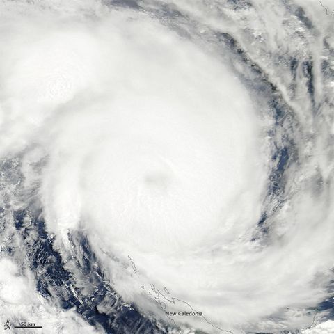 Tropical Cyclone Jasmine's Eye Seen From Space | Live Science