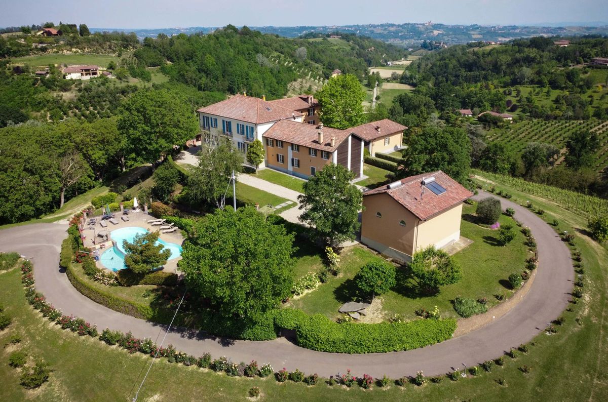 Historic Piedmont wine estate hits the auction stage | Decanter