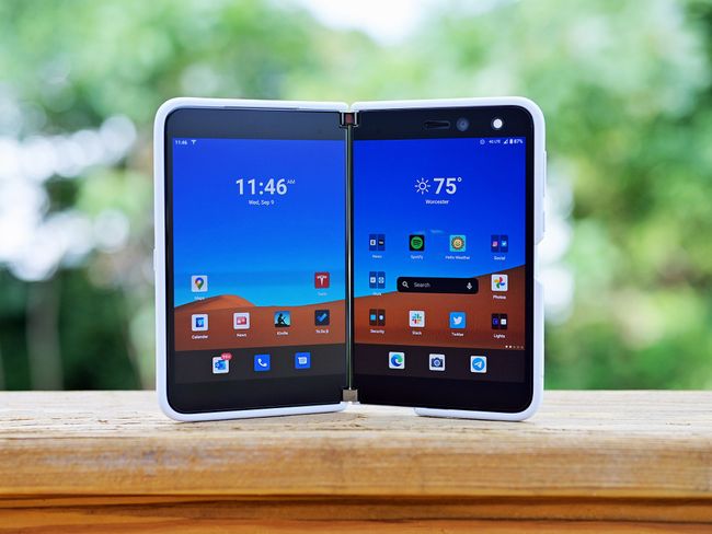 Surface Duo review: A dual-screen phone of tomorrow ... that's not ...