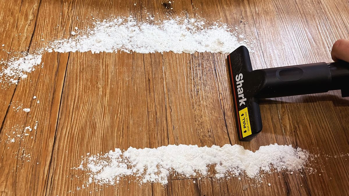 Shark MessMaster Wet/Dry Vacuum review | Top Ten Reviews