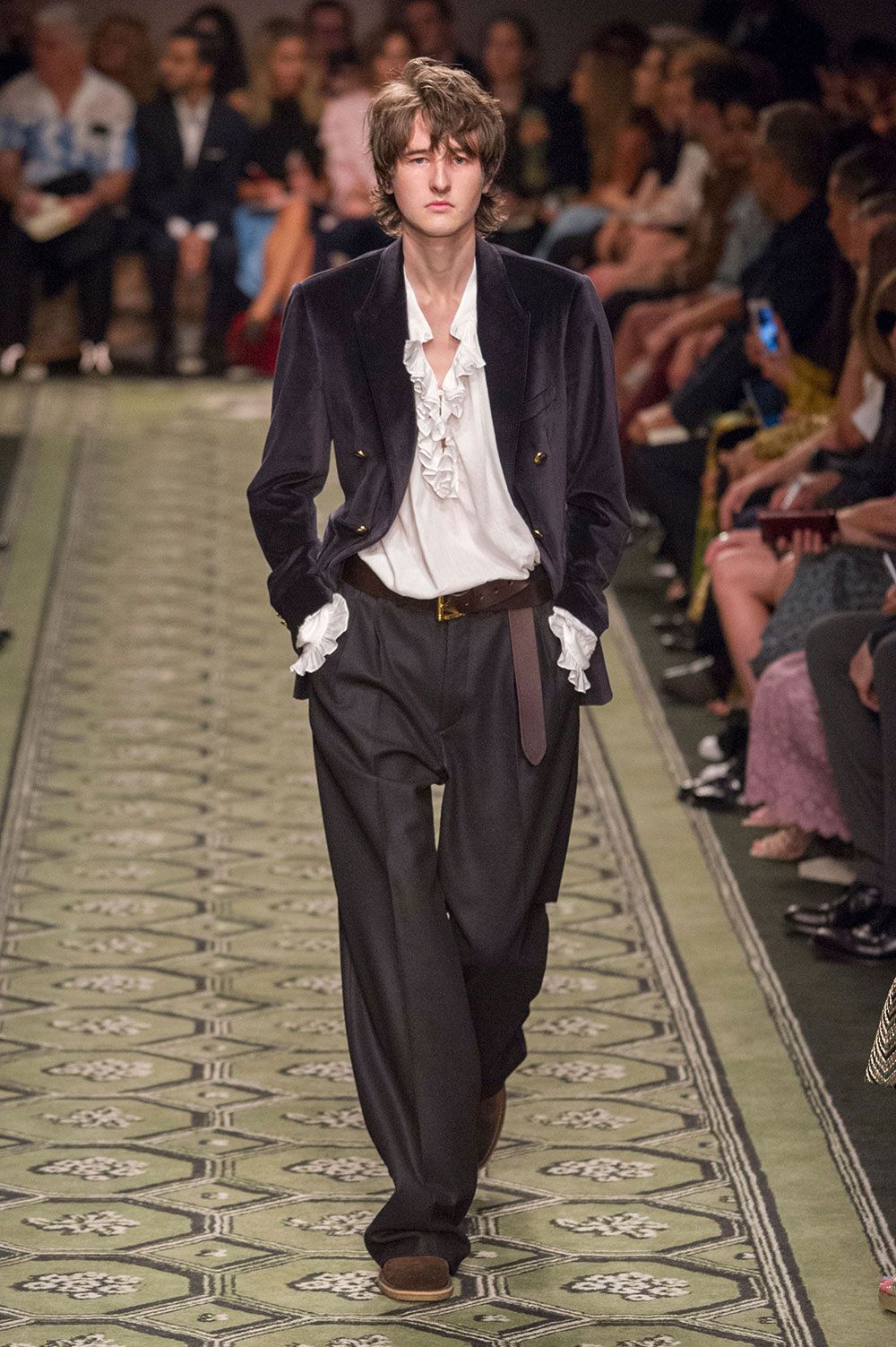 Burberry September 2016 Show | Marie Claire UK