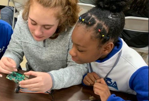 4 Ways to Encourage Girls to Code | Tech & Learning
