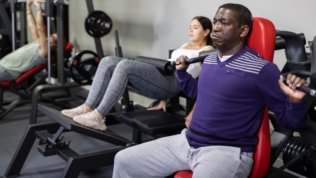 A Straightforward Gym Machine Workout Plan For Beginners | Coach