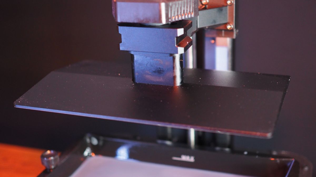 My favorite 3D printer from last year just got a ridiculous $300 price ...