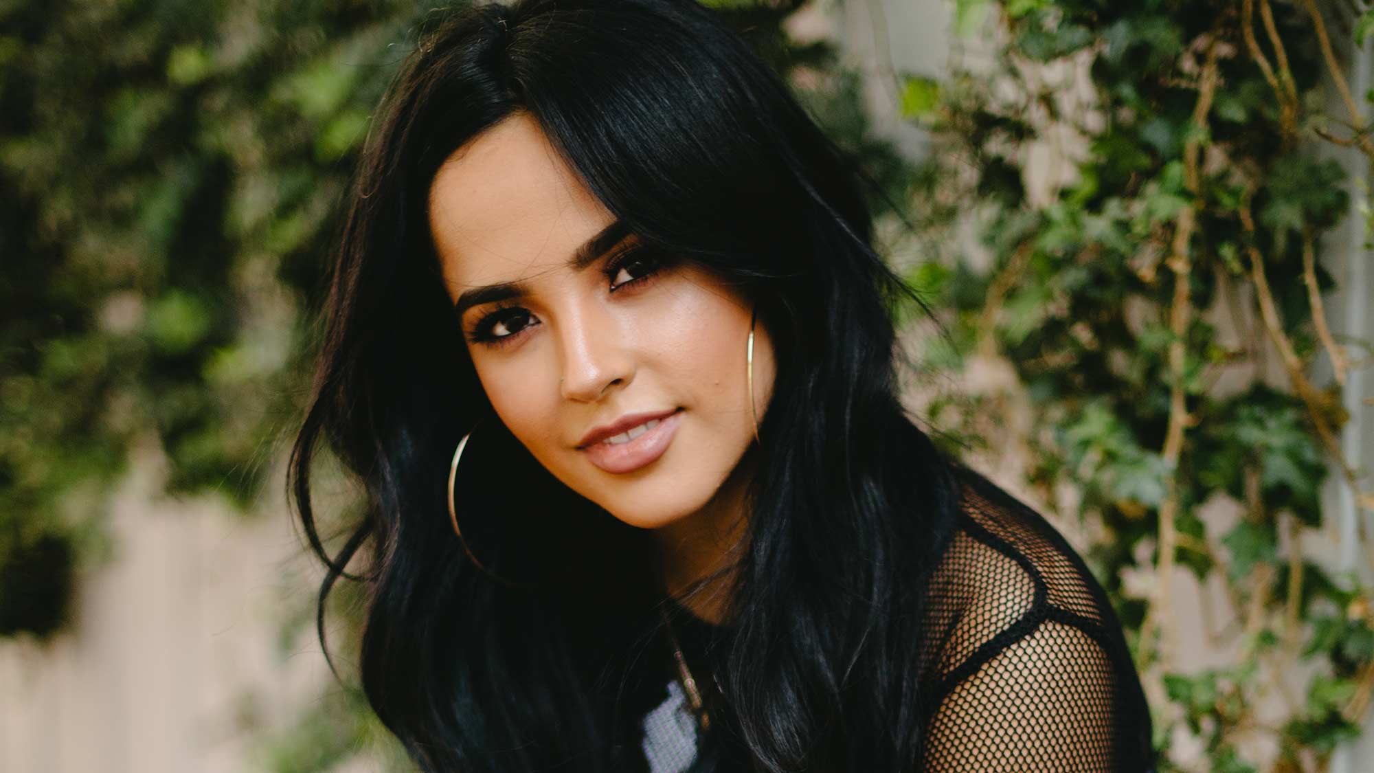 The new Becky G makeup brand Treslúce has launched | My Imperfect Life