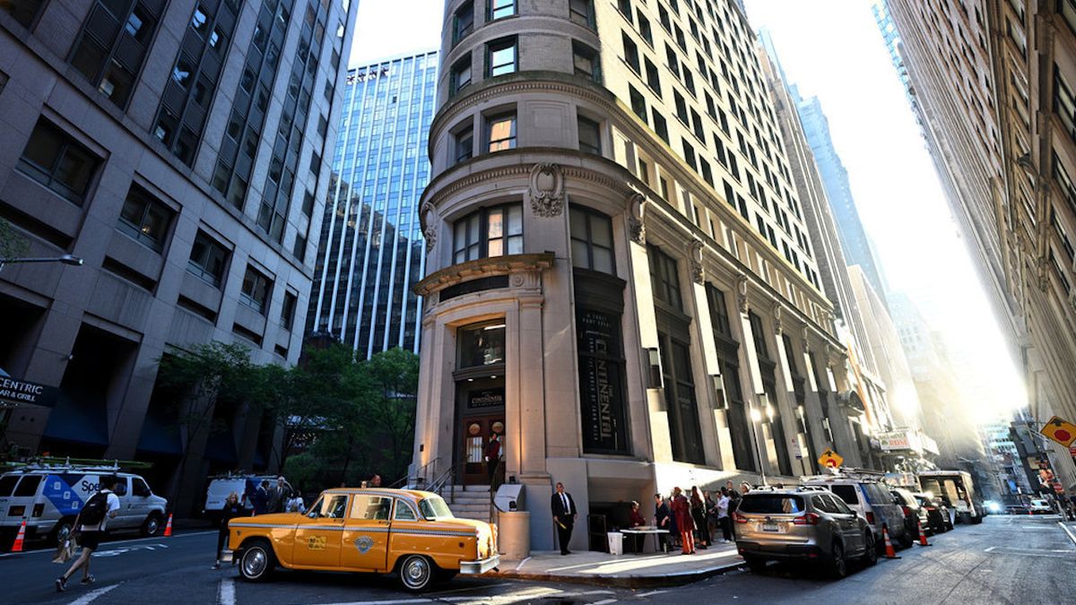 I Visited The Interactive John Wick Bar For The Continental, And It ...