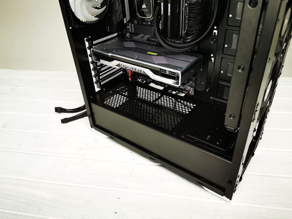 Phanteks Eclipse P400A Review: Airflow & RGB Mastery | Tom's Hardware