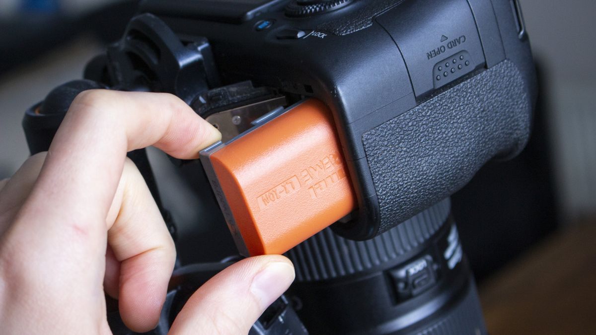 More power! Hahnel reveals next generation battery tech for Sony ...