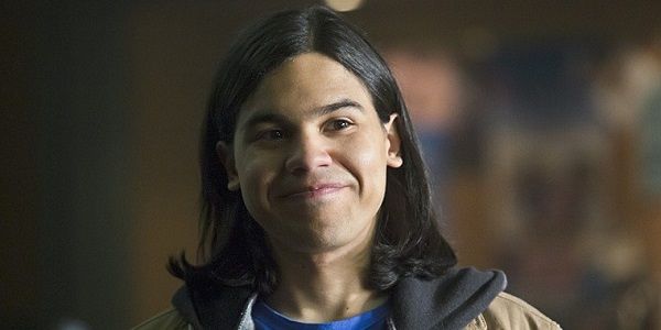 The Flash Season 2: Cisco's Powers Are Coming Sooner Than We Thought ...