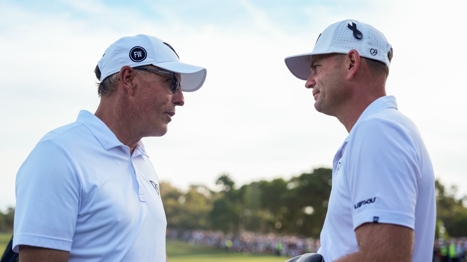 How Phil Mickelson Helped Brendan Steele Win LIV Golf Adelaide | Golf ...