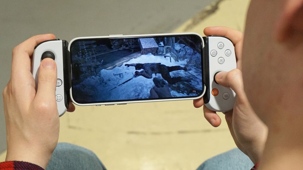 This budget mobile controller beats the Backbone One with one fantastic ...