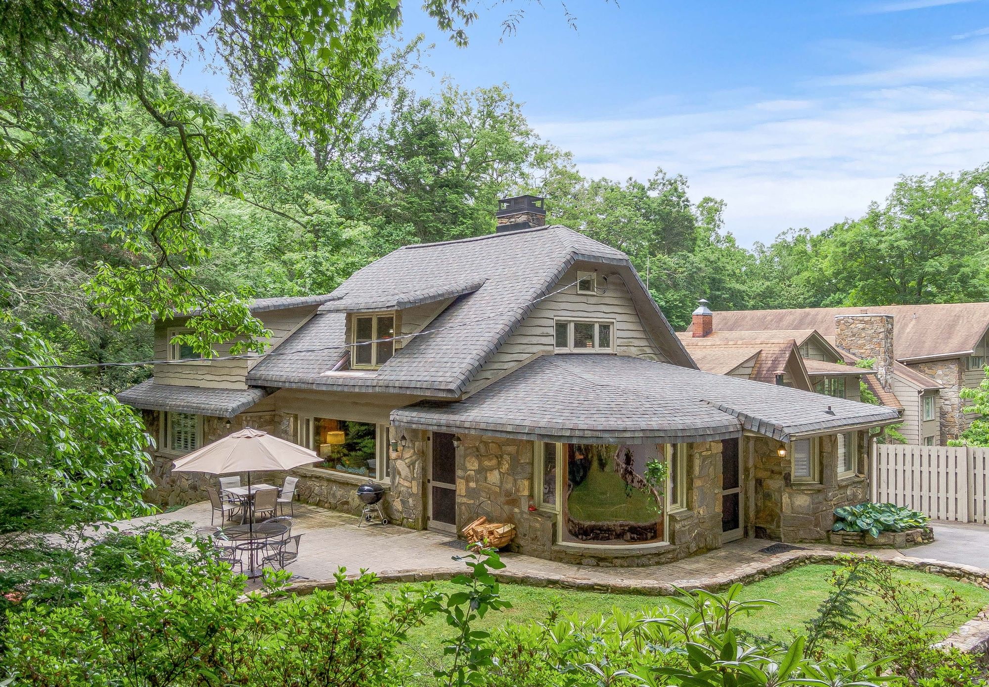 Billy Graham house: Inside the humble home of world-famous evangelist ...