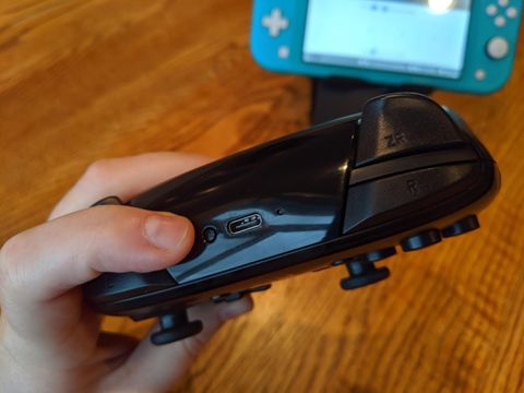 How to pair Joy-Cons or a Nintendo Switch Pro Controller to your ...