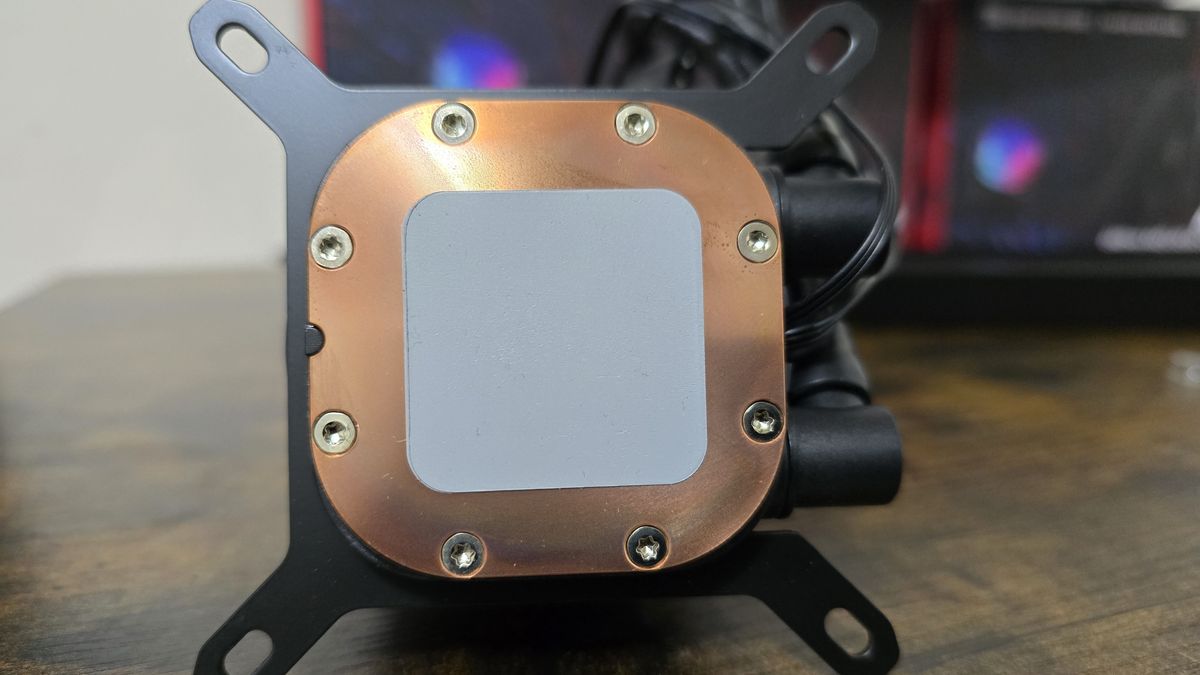 iBuyPower AW4 AIO Review: Thermal domination on a budget | Tom's Hardware