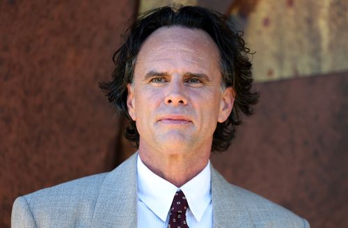 Fallout’s Norm Made A Very Bold Move In Season 2’s Second Episode. Star ...