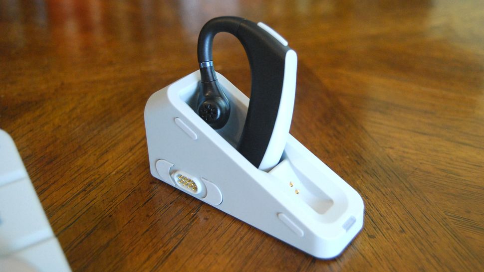 HiDock H1 review: This 'AI-powered' laptop dock is the first of its ...