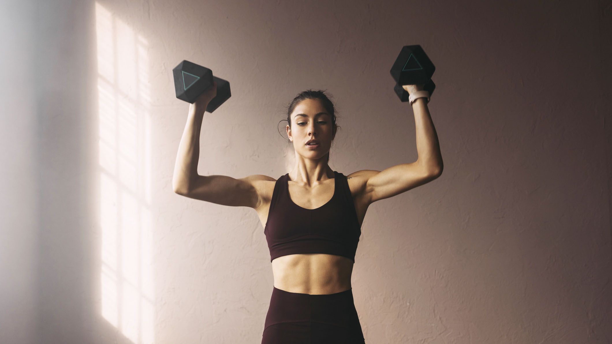 I'm a personal trainer — these 4 shoulder press variations are my ...