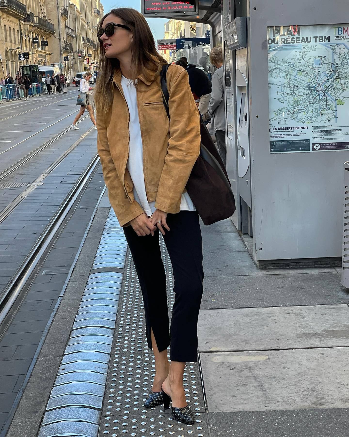 5 Anti-Trend and Chic Jackets to Wear With Capri Pants | Who What Wear