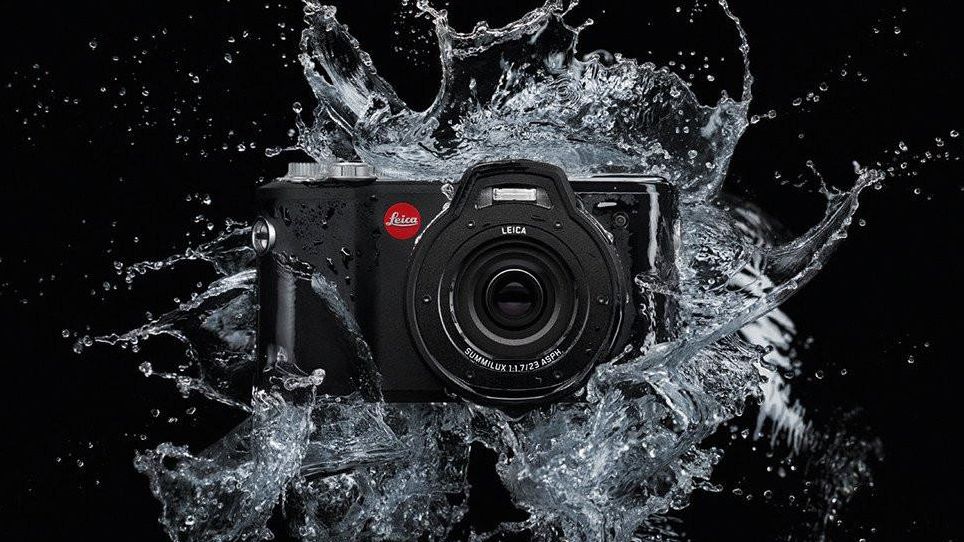 What's the difference between weatherproof and waterproof cameras ...