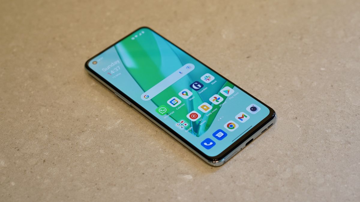 OnePlus Nord 2T review: another strong mid-range Android | TechRadar