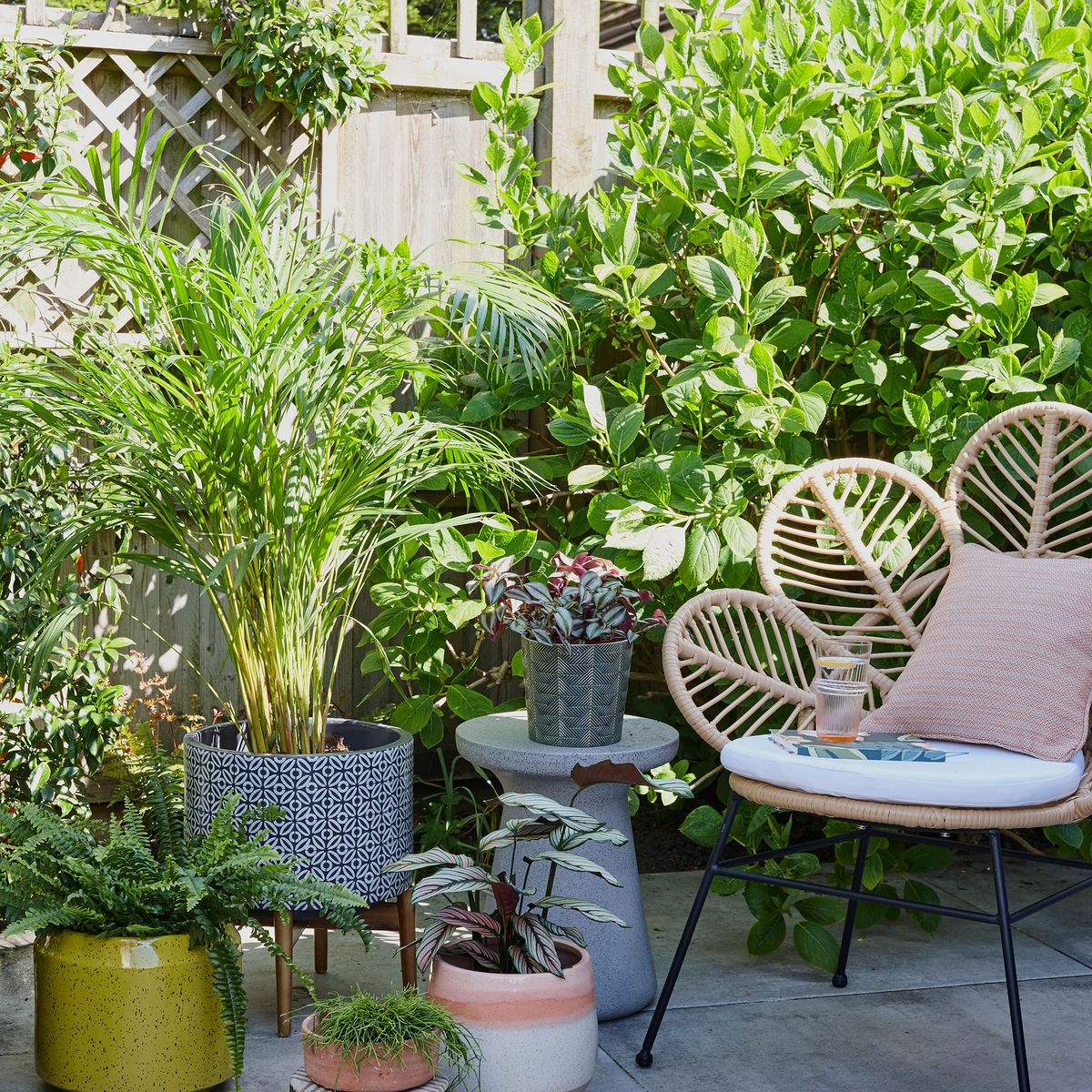 The Chelsea Flower Show approved tip to make a small garden feel bigger ...