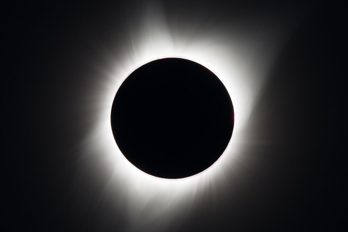 Here Are the Most Amazing Photos of the 2017 Total Solar Eclipse | Space